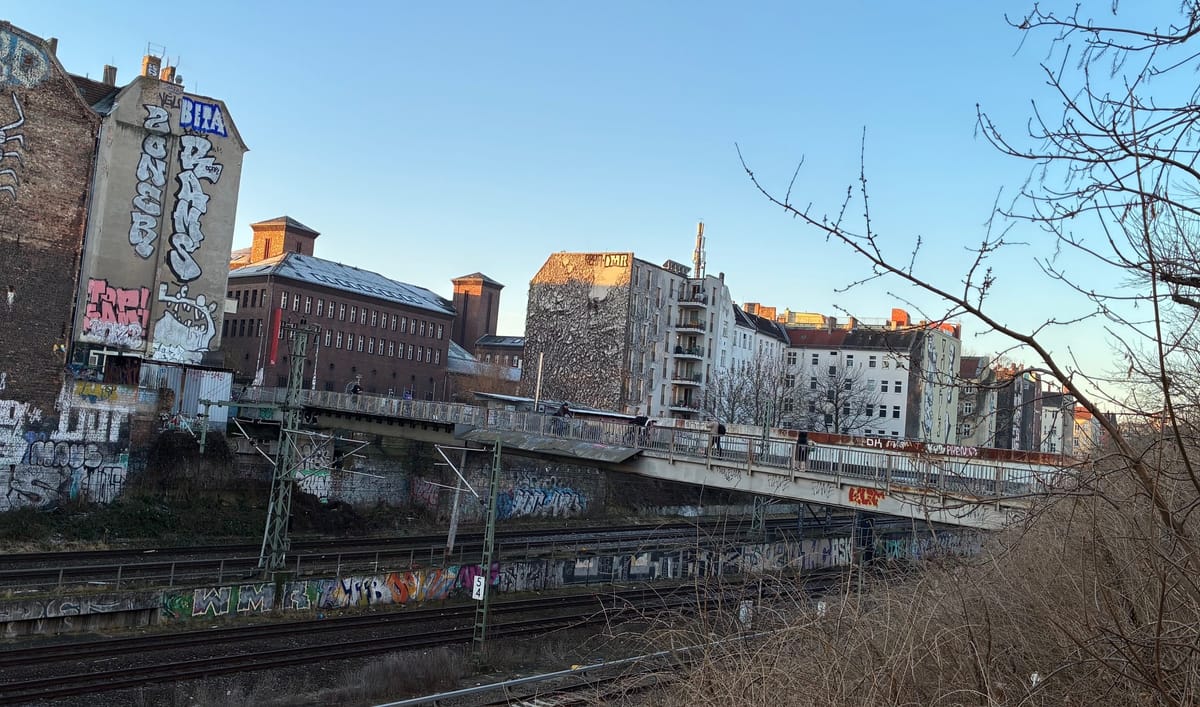 Problembrücken, Kaufhaus-Zukunft und Parknot